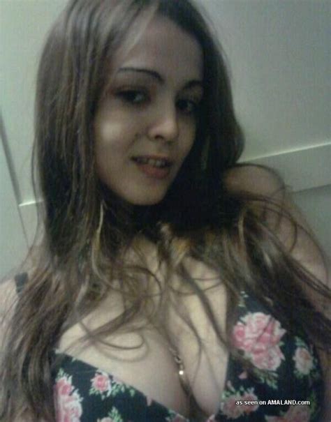 Heavy Chested Naughty Honey Displaying Her Naked Body Porn Pictures