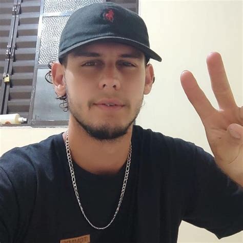 Guilherme Marques Gui Magaly Threads Say More