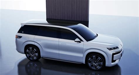 N Suv