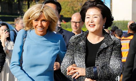 오드리 헵번 코스프레 尹 동남아 순방에 소환된 ‘영부인 행보 세계일보