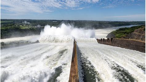 Itaipú Libera 12 Millones De Litros De Agua Por Segundo