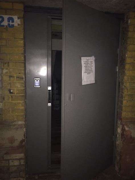 Налайх дүүрэг Орцны хаалга домофон кодтой цоож