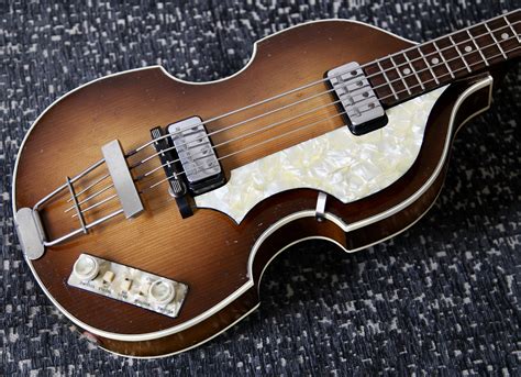 1963 Höfner 5001 Violin Bass — Guncotton Guitars