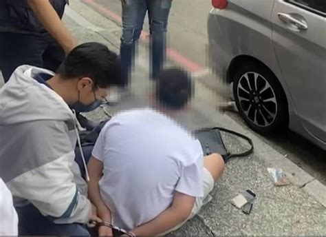 新竹通嫌犯衝撞警車！警開22槍仍被逃逸 躲了1天高雄落網 Yahoo奇摩汽車機車