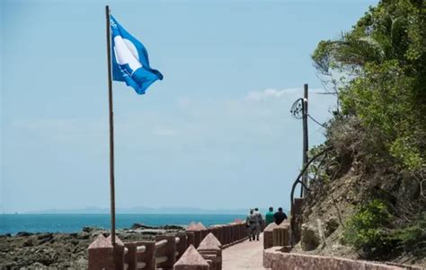 Bandeira Azul Brasil divulga lista de praias e marinas baianas pré