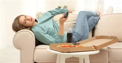 8 Potential Signs Of A Lazy Wife