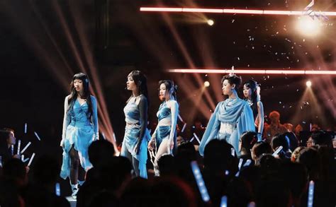 Rộ tên ca sĩ bị loại sớm của Em xinh say hi