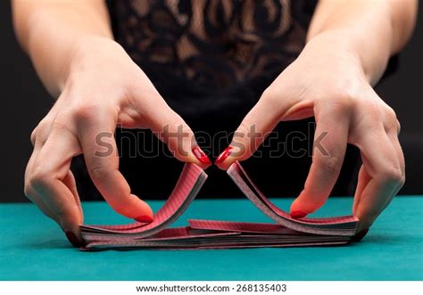 477 Card Shuffling Woman Royalty Free Photos And Stock Images