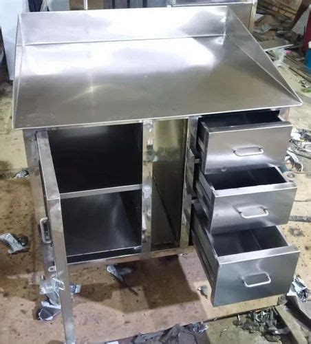 Ss Table Ss Work Tables Manufacturer From Noida
