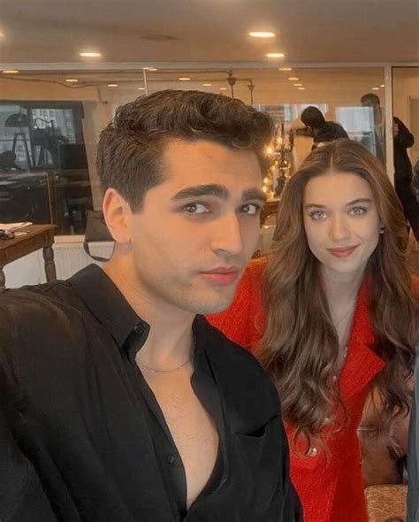 Afra Saraçoğlu ve Mert Ramazan Demir in ilişkileri adeta tescillendi