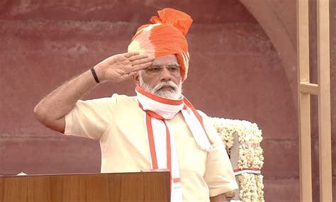 Pm Modi Unfurls Tricolour Addresses Nation