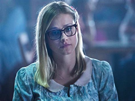 Alice Quinn The Magicians Séries Syfy