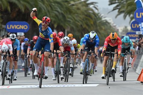 ティレーノ・アドリアティコ2024総括：総合優勝は盤石のヴィンゲガード、別格の走りで完勝、総合2位のアユソに僕は人間だったと言わせるほどの