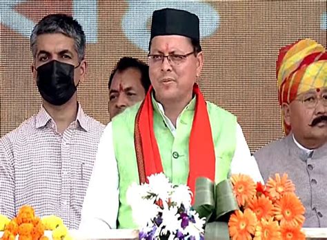 पुष्कर सिंह धामी ने ली मुख्यमंत्री पद की शपथ