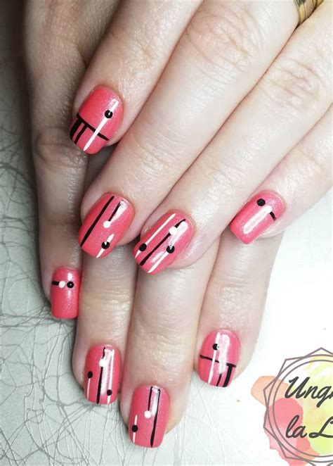 77 Stylish Simple Geometric Nail Art Designs Trendy Ideas For 2024