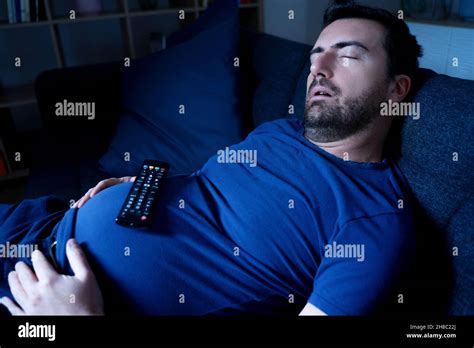 Fauler Dicker Mann Fotos Und Bildmaterial In Hoher Auflösung Alamy