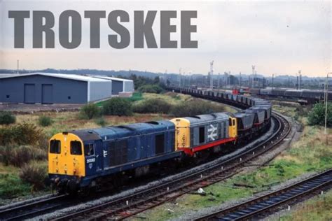35mm Slide Br British Railways Diesel Loco Class 20 20082 1990 Original