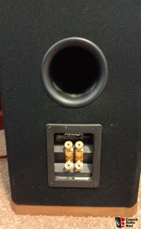 Paradigm Eclipse Bpa Floor Standing Speakers Photo 4769328 Canuck