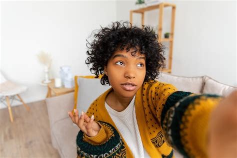 Premium Photo Happy African American Teen Girl Blogger Smiling Face