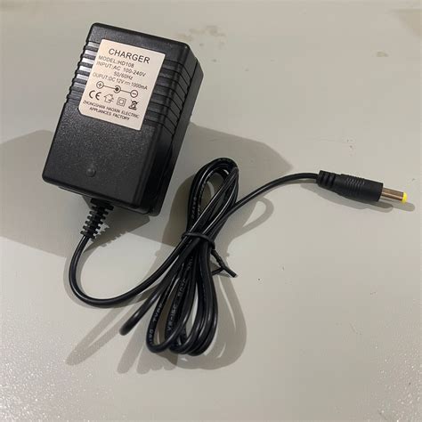 Jual Alat Cas Charger Mobil Motor Aki Mainan Anak V Shopee Indonesia
