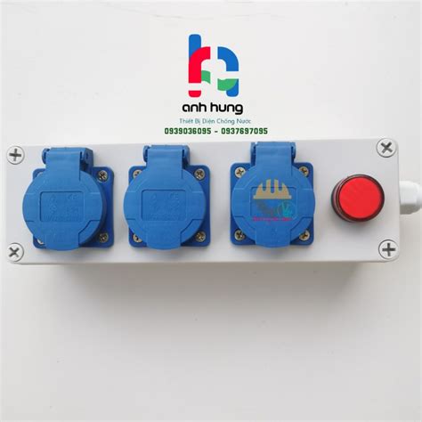 Hộp Chia Nguồn ổ Cắm điện Chống Nước Ngoài Trời 3 ổ Cắm Schuko 16a Có