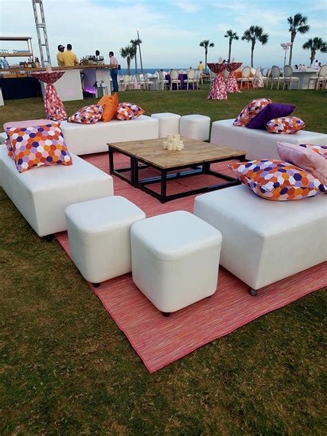 Party Seating Ideas For Outdoor Night Parties