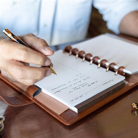 Levenger Montana Circa Folio