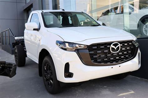 2025 Mazda Bt 50 Xt In Ice White A7y New Ute Burwood Vic Penfold