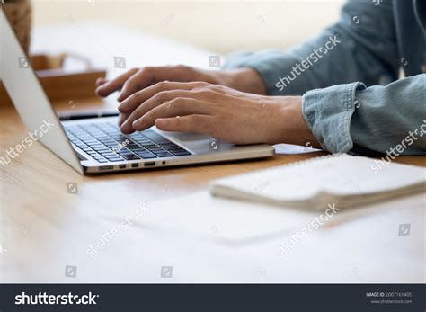 imágenes de Alumno ordenador Imágenes fotos y vectores de stock Shutterstock