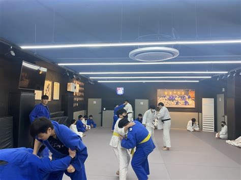 강동구 유도관 힘들어도 서로 응원하면서 운동을 하는 강동구 최고 유도관 이승원 유도관입니다 강동구유도관강동구체대입시강동구입시체육강동구유아체육강동구유소년