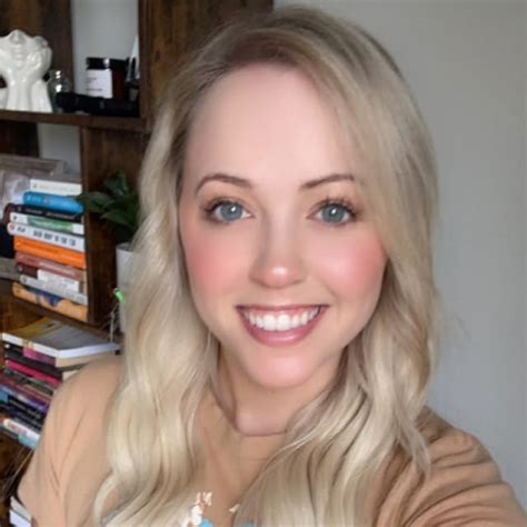 Alexis Fleischmann Alexissloannn • Threads Say More