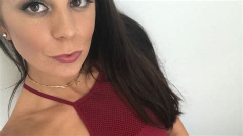 Photo Olivia Lua Olivia Voltaire Photo Twitter 18 Décembre 2017