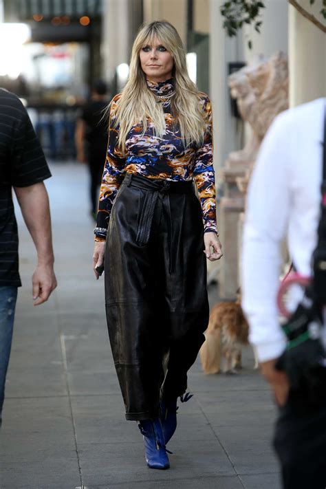 Heidi Klum In A Black Leather Pants Was Seen Out In La Celeb Donut