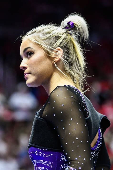 Lsu Gymnast Olivia Dunne Is One Of The First Woman College Athletes In Si Swimsuit Issue Lsu
