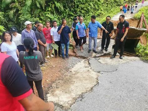 Jambatan Nanga Tisa Di Sungai Yong Runtuh Penduduk Dua Buah Rumah