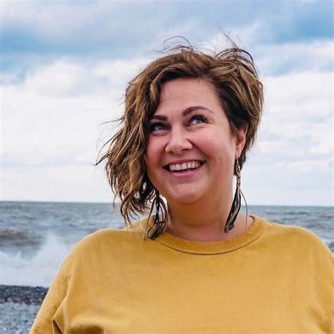 Yulya Zyu Yulya Zyu Threads Say More