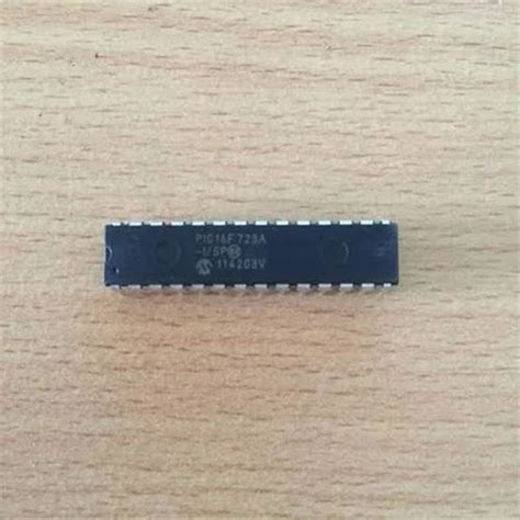 Microchip Pic16f723a I Sp Microcontroller At Rs 55 Piece Microchip