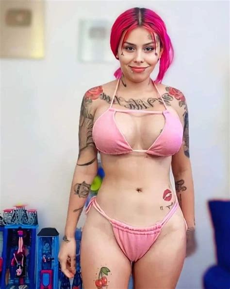 Mona La Influencer De Guanajuato Que Narró El Paso A Paso De Sus