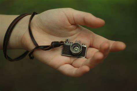 Подвеска в виде винтажного фотоаппарата http://ali.pub/3dodgn Магазин ...