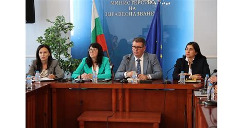 Министър Кондева даде старт на изготвянето на документите за детската