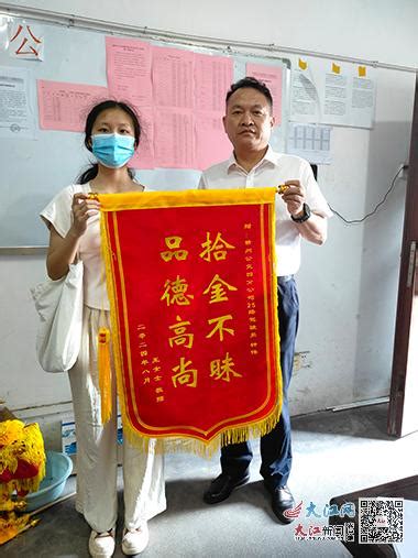 公交善举不间断 优质服务暖人心