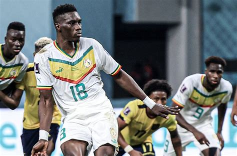 Arrêt sur image Equateur vs Sénégal Le no look penalty de Ismaila Sarr