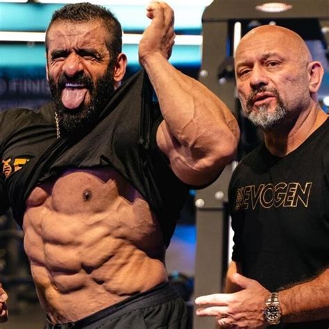 زندگی ،همسر و فرزندان هادی چوپان عکس غذای روزانه او چیست؟