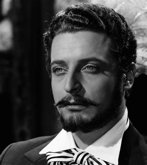 Classify Spanish Austrian Tenor Alfredo Kraus