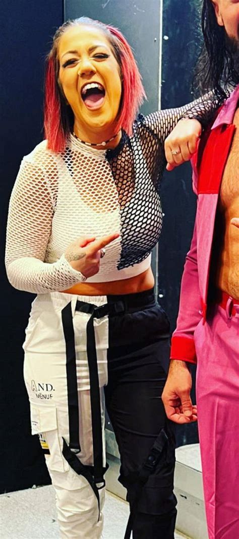 Bayley Looking Sexy On Raw In Her New Ring Gear 2 By Dragonmatt600 On