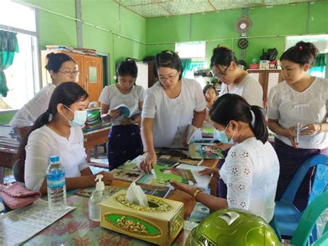 ငပလီမြို့တွင် စာဖတ်ရှိန်မြှင့်တင်ရေး ရွေ့ လျားစာကြည့်တိုက် Mobile Library ဖြင့်စာ အုပ်၊စာစောင်မ