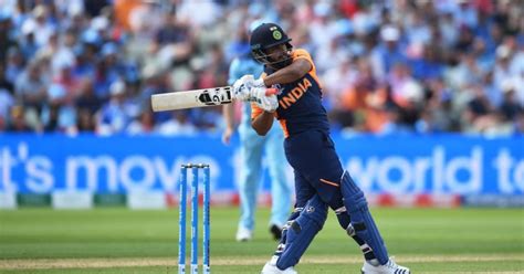 India Wicketkeeper Pant Tests Covid 19 Positive On England Tour
