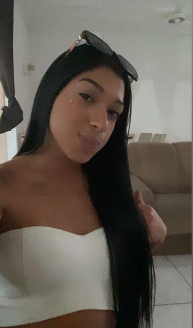 Rebeca Pacheco Garota Com Local