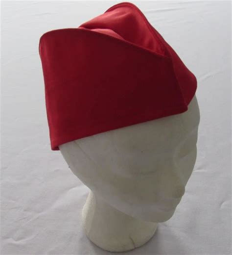 Čepice Lodička červená