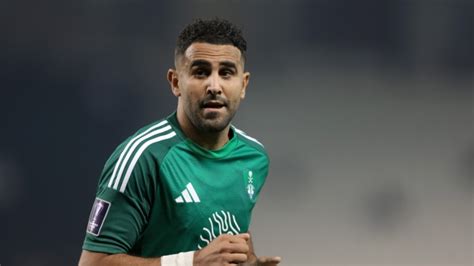 ميدو يواصل هجومه على رياض محرز بتصريح غريب